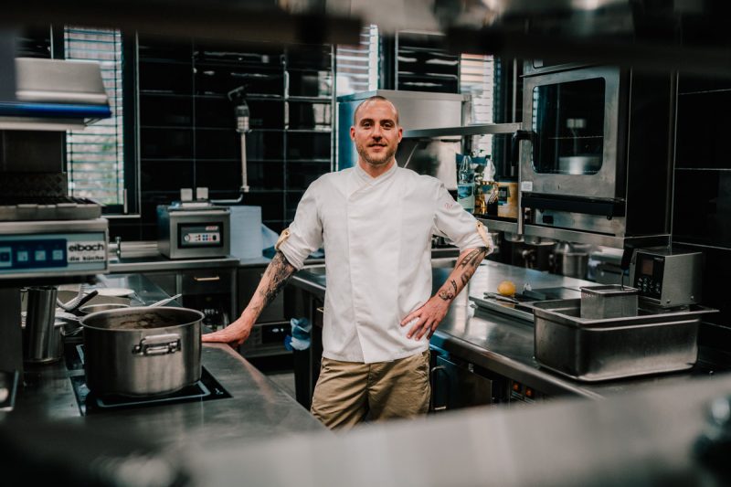 Interview | Nachgefragt bei... Nicholas Hahn | Der Varta-Führer