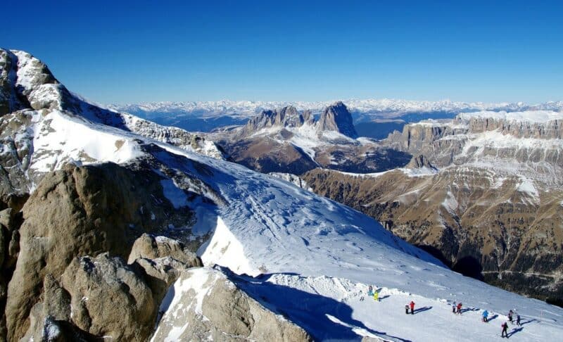 Ski Heil! Wintersportfreuden in den Dolomiten | Der Varta-Führer